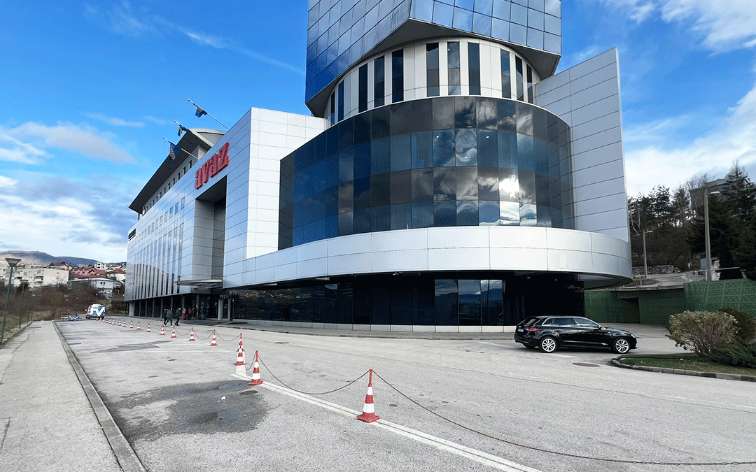 NAJAM, POSLOVNO KANCELARIJSKI PROSTOR, AVAZ TWIST TOWER,SARAJEVO ...